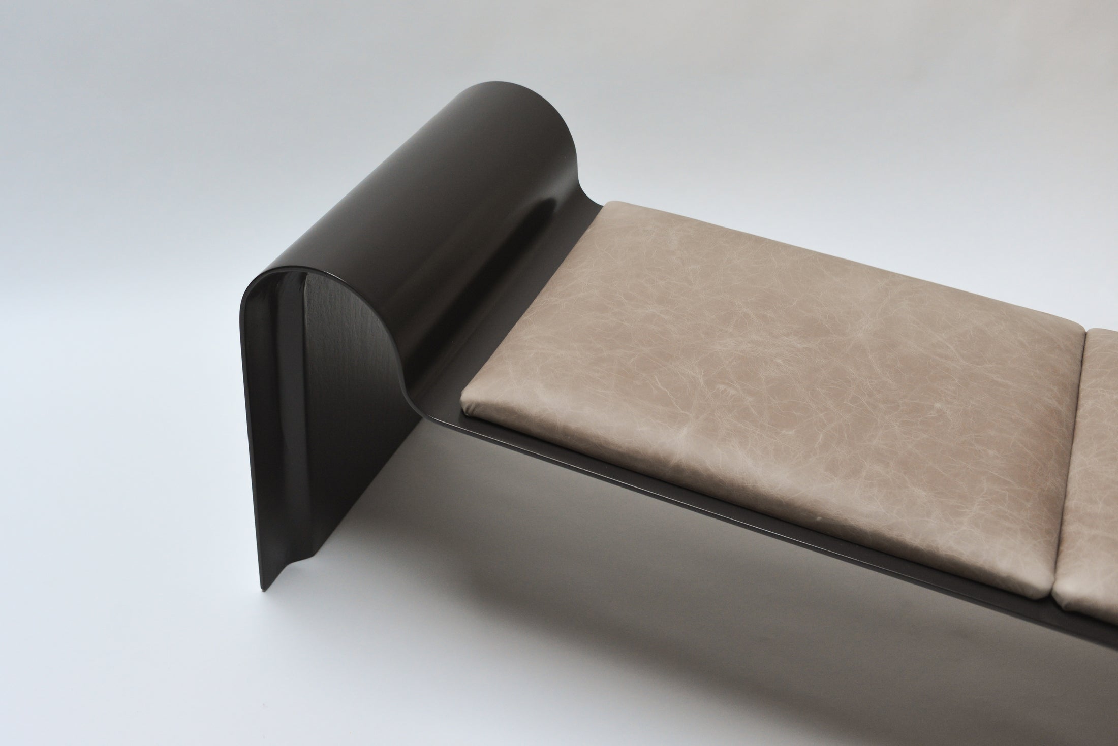 Monarch Bench 72" – GARNIER PINGREE